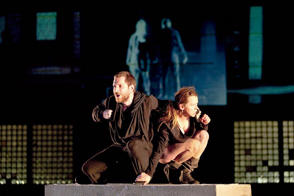 De Roovers: Oresteia | BRUZZ